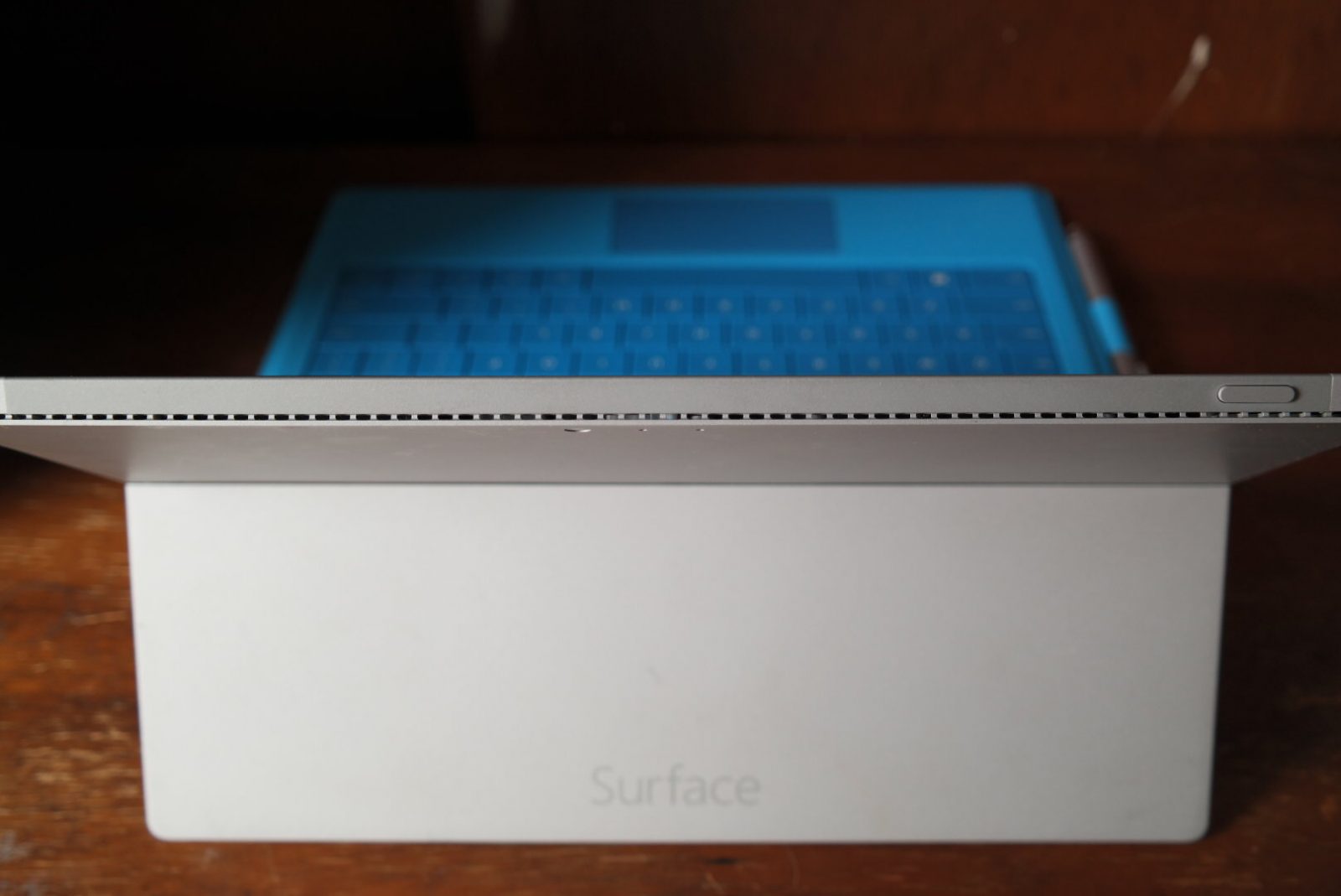 Microsoft Surface Pro 3 2-in-1 Review – Back of Kickstand 2 – TechWeLike