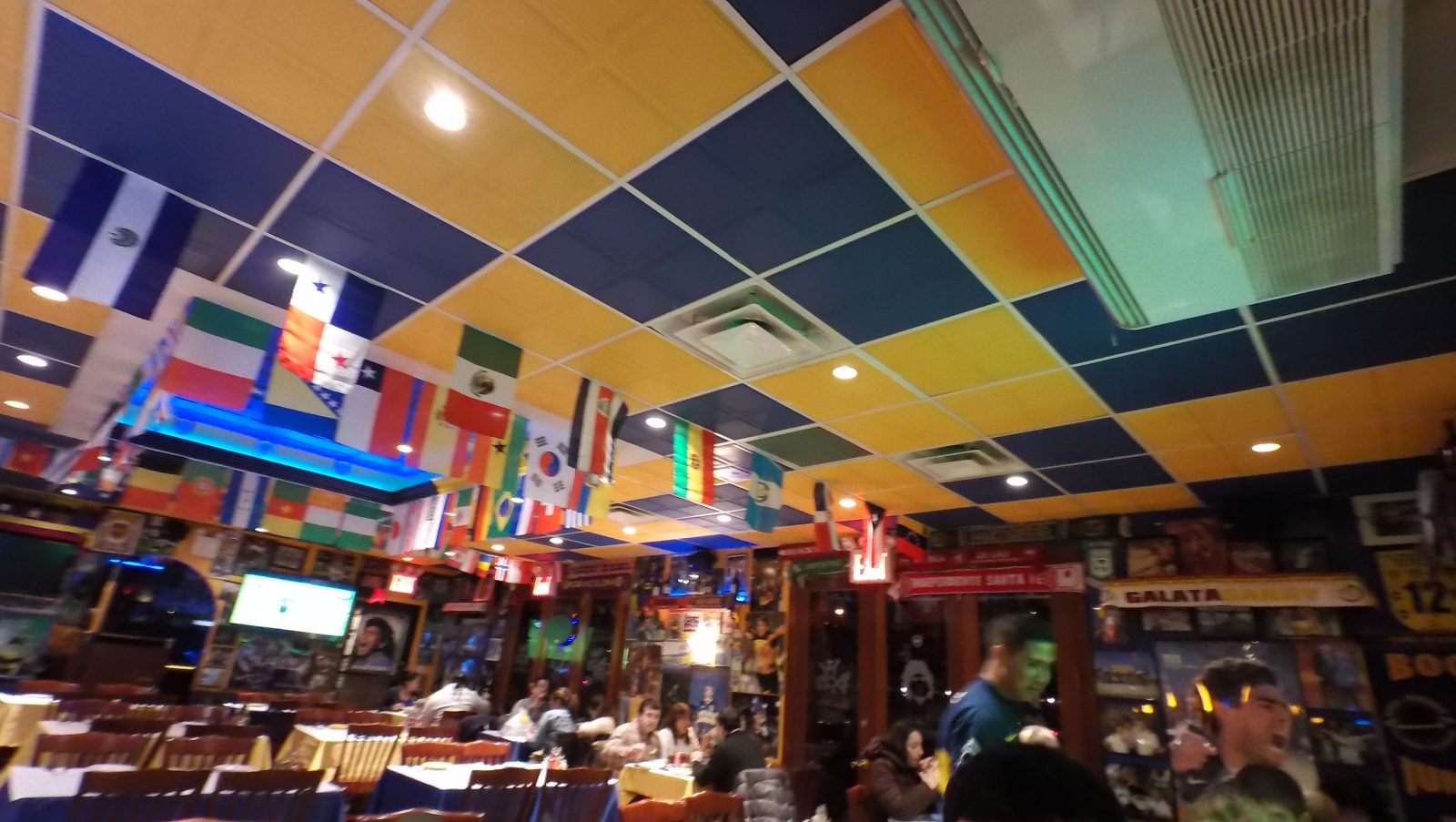 HTC Re Camera Review – Sample Pictures NYC (Indoors) (1) – TechWeLike