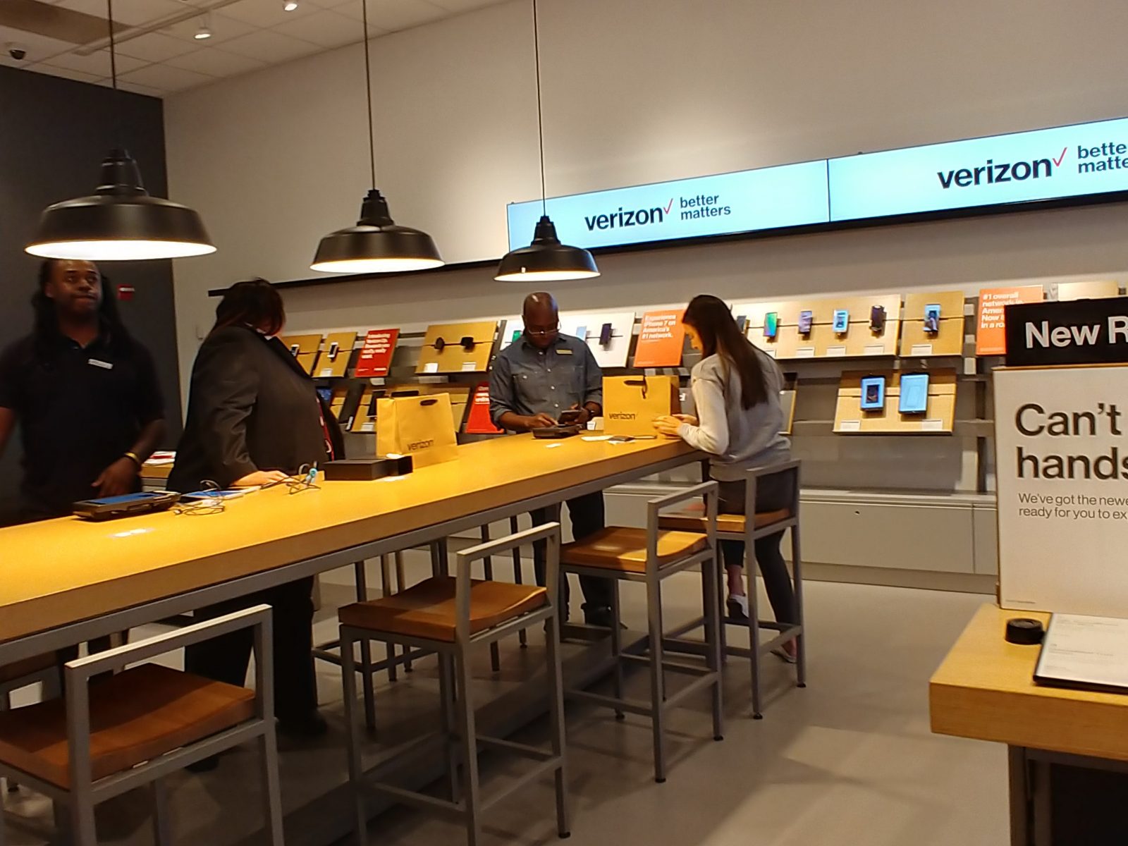 Verizon Next Gen Store - Bryant Park - TechWeLike