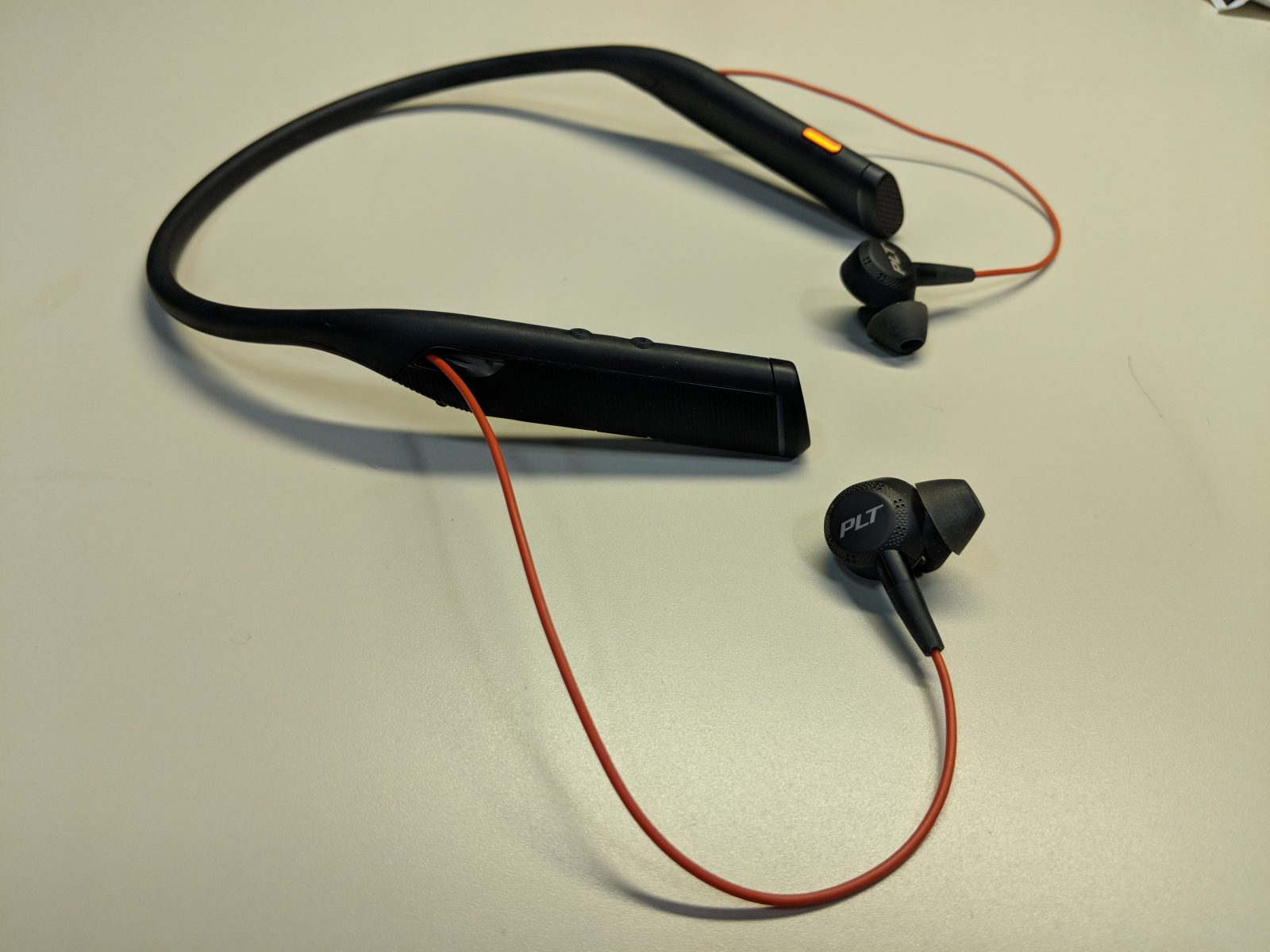 Plantronics Voyager 6200 UC Headset Review – TechWeLike