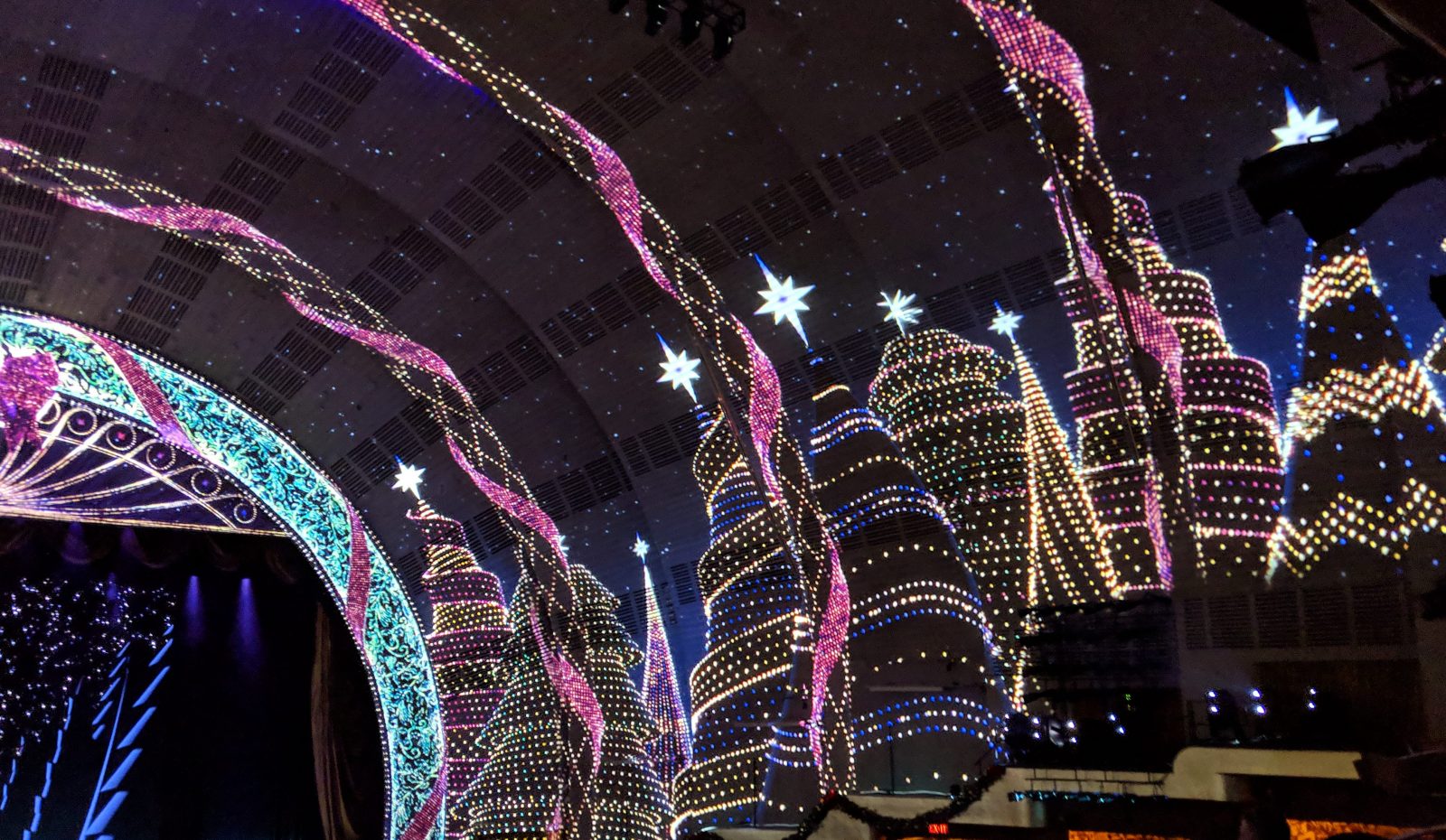 Projections Radio City Rockettes Christmas Spectacular – Intel Drones ...