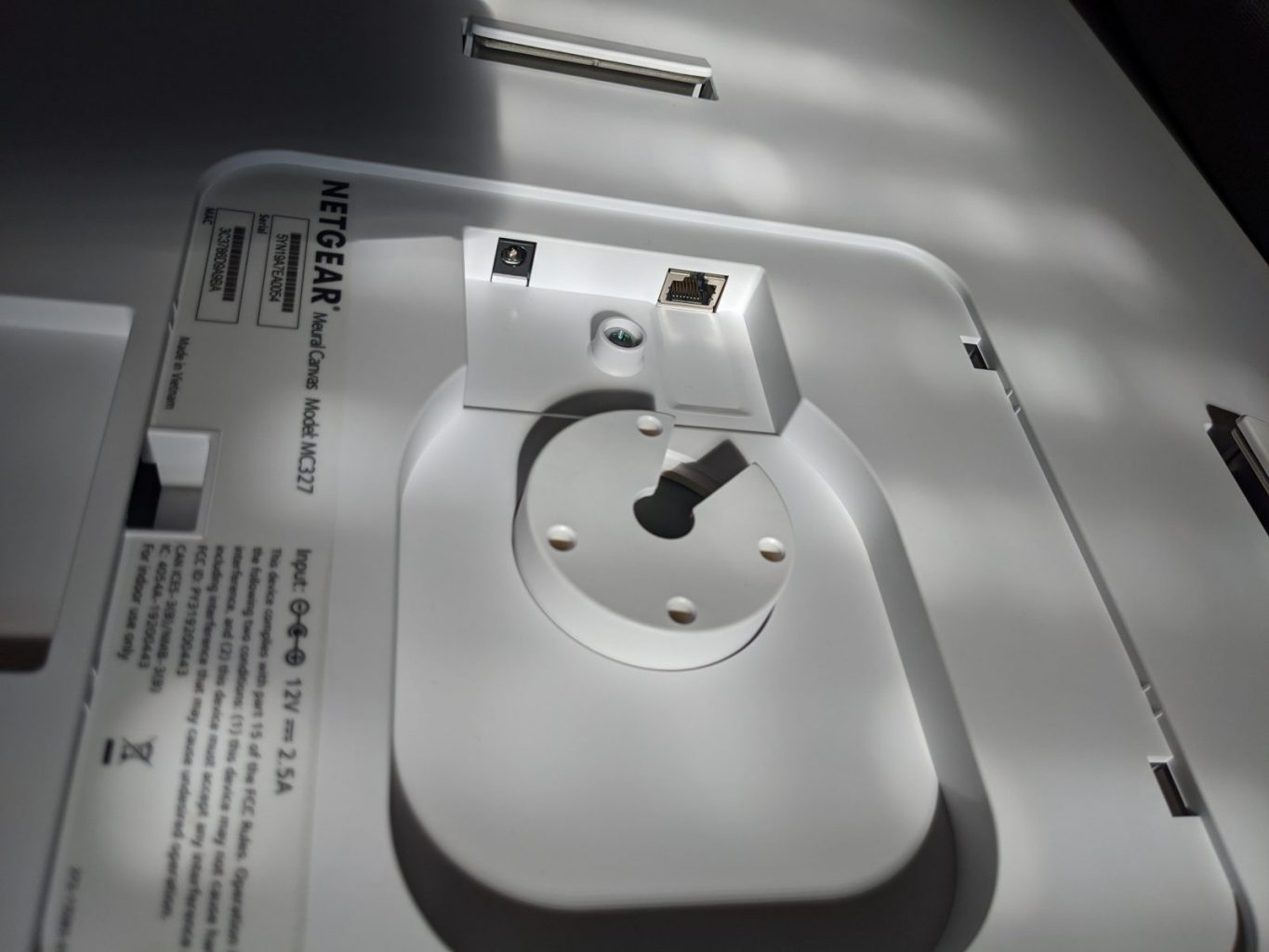 Netgear Meural Canvas II Review - 7 - TechWeLike