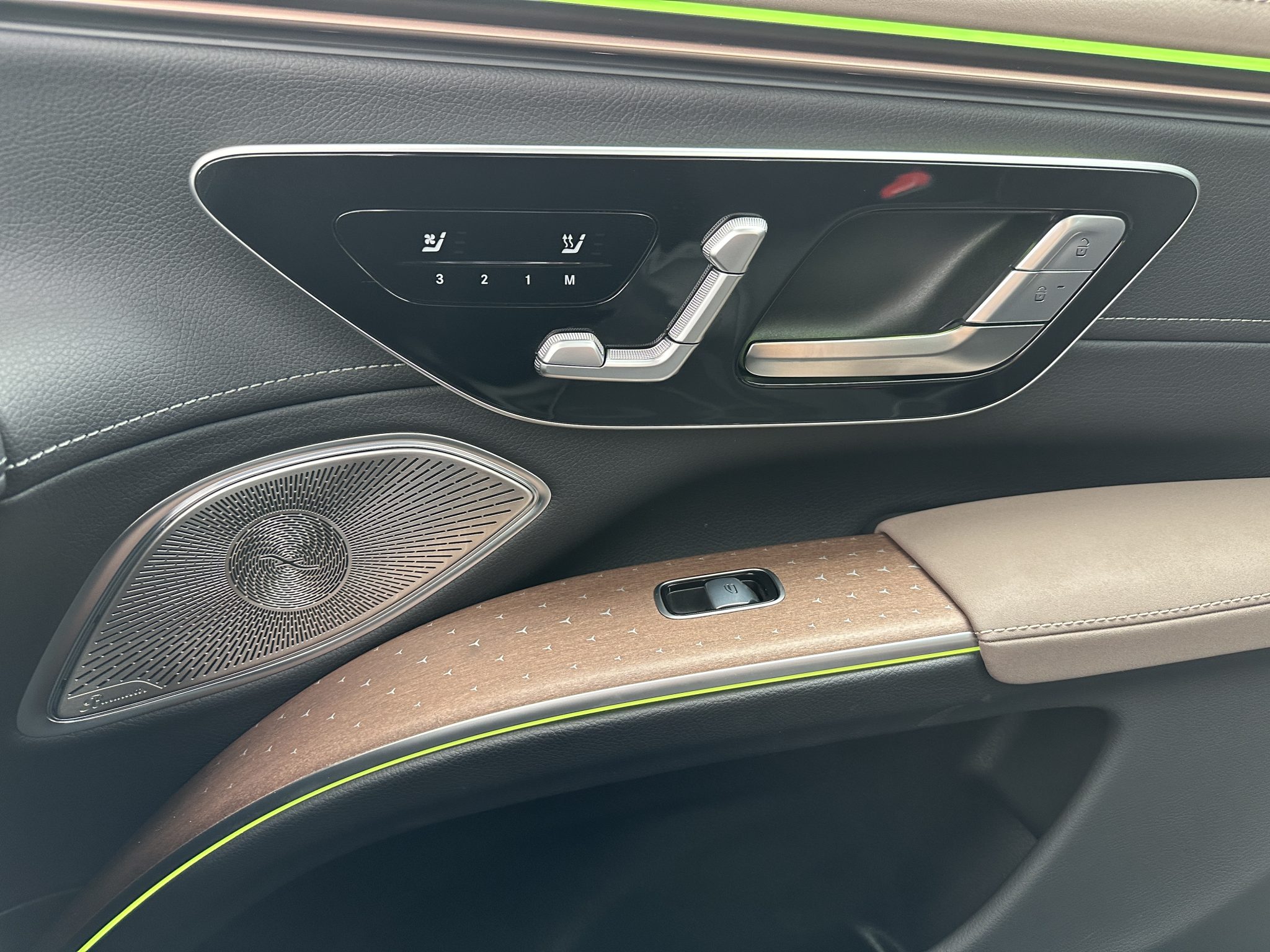 Mercedes Benz EQS SUV – CES2023 – Analie – 9 – TechWeLike