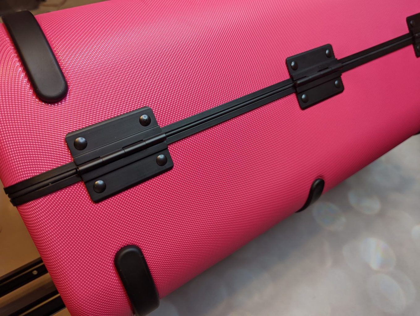 T-Mobile Samsara Uncarrier On Suitcase Luggage Review – Analie Cruz 14 ...