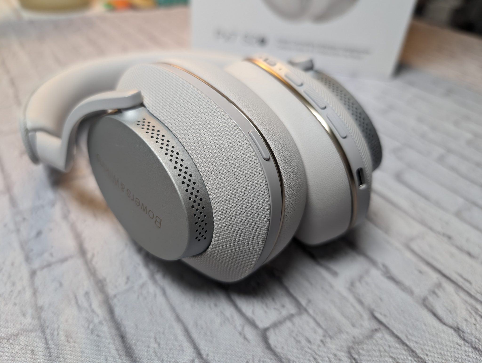 Bowers & Wilkins Px7 S2e Headphones – Worth the Update [Review ...