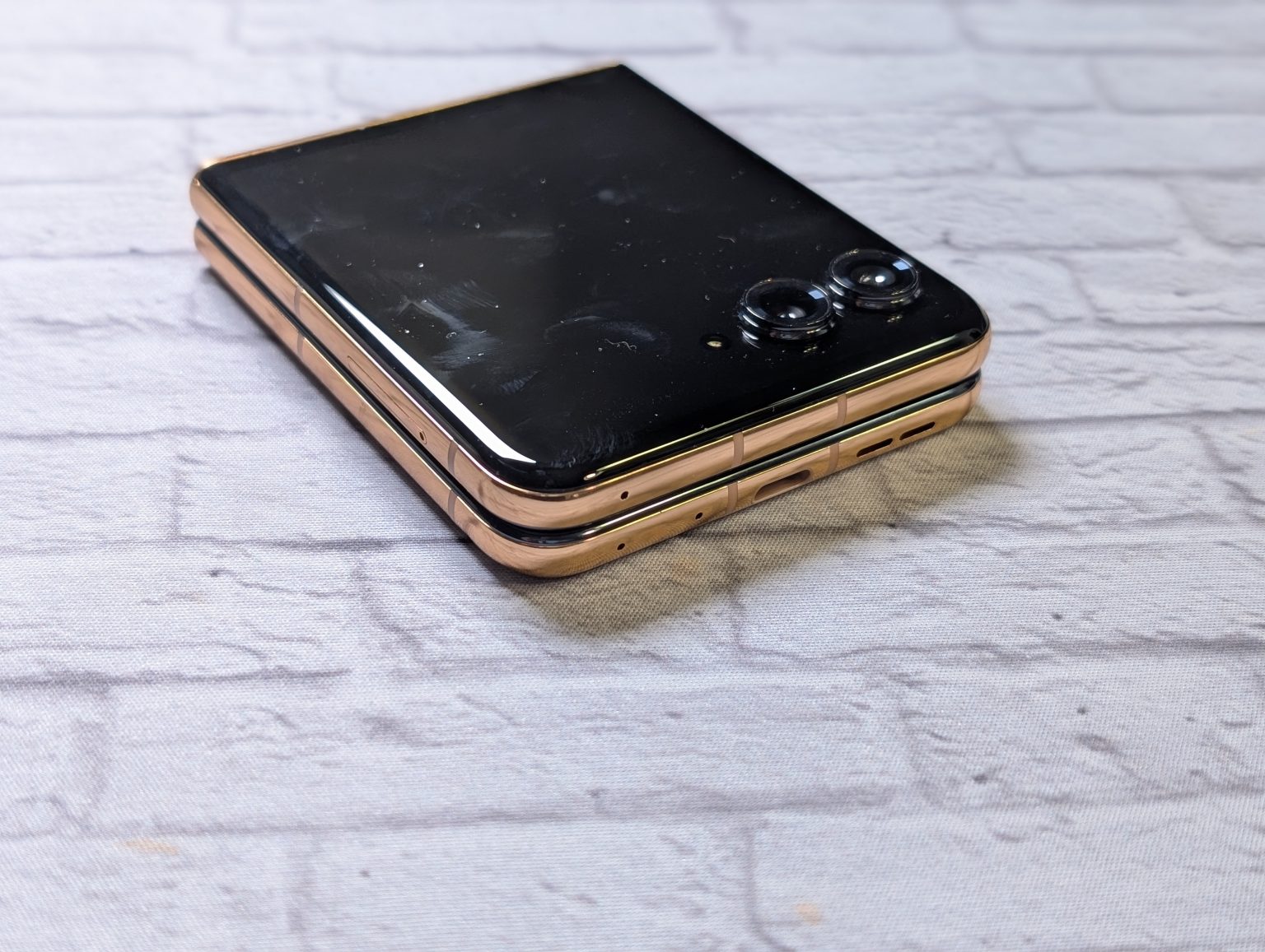 Motorola Razr+ 2024 – Great Mix of Nostalgia and Modern Tech [Long Term ...