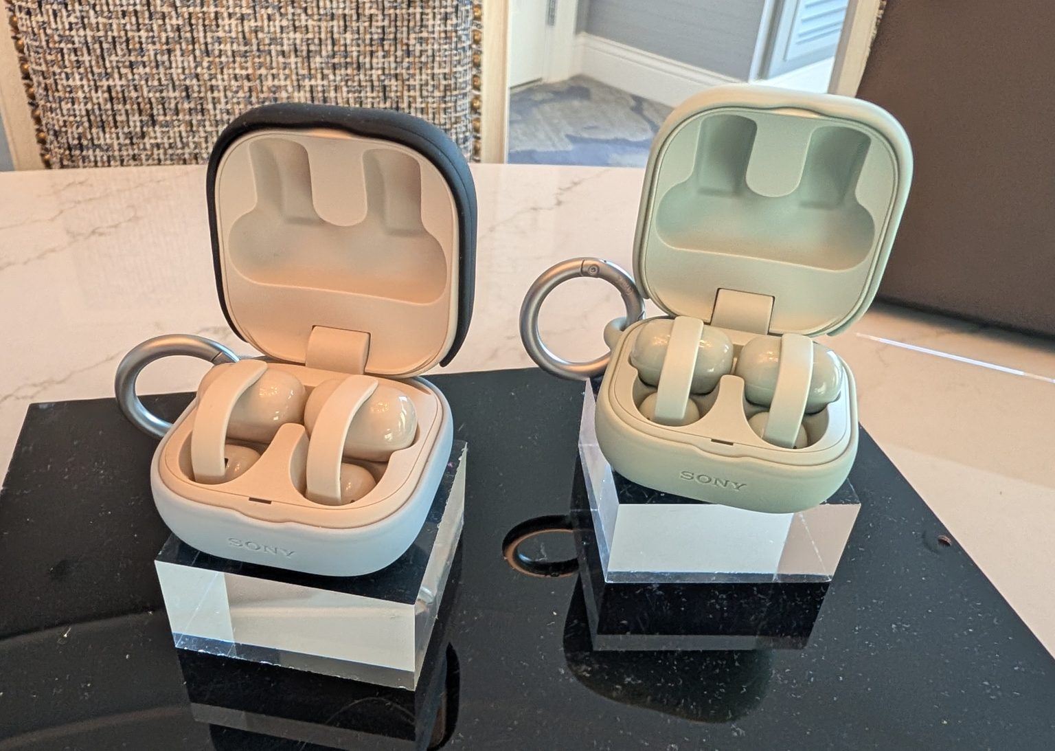 Sony LinkBuds Clip Earbuds Are Official – TechWeLike